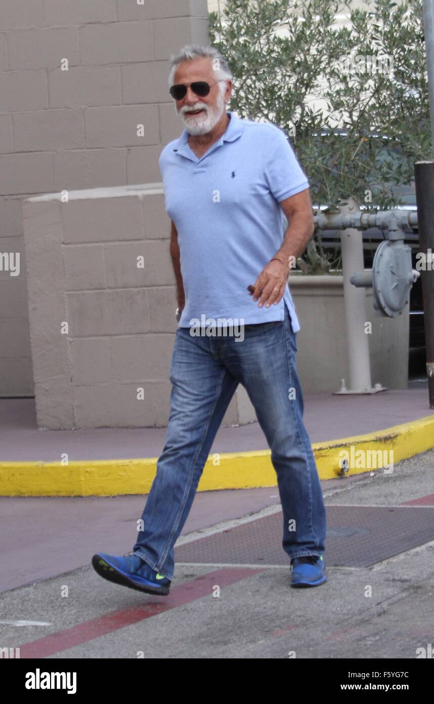 Jonathan Goldsmith goes shopping in Beverly Hills Featuring: Jonathan ...