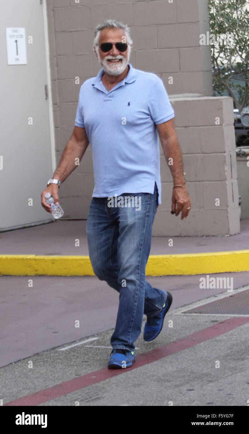 Jonathan Goldsmith goes shopping in Beverly Hills Featuring: Jonathan ...