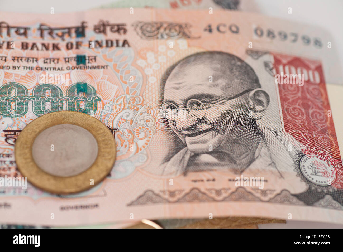 Indian currency notes coin hi-res stock photography and images - Alamy