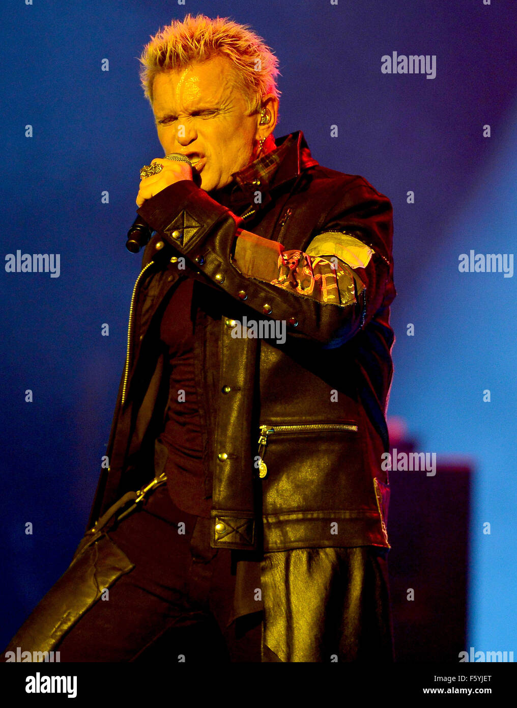 Billy Idol performs at Hard Rock Live at the Seminole Hard Rock Hotel ...