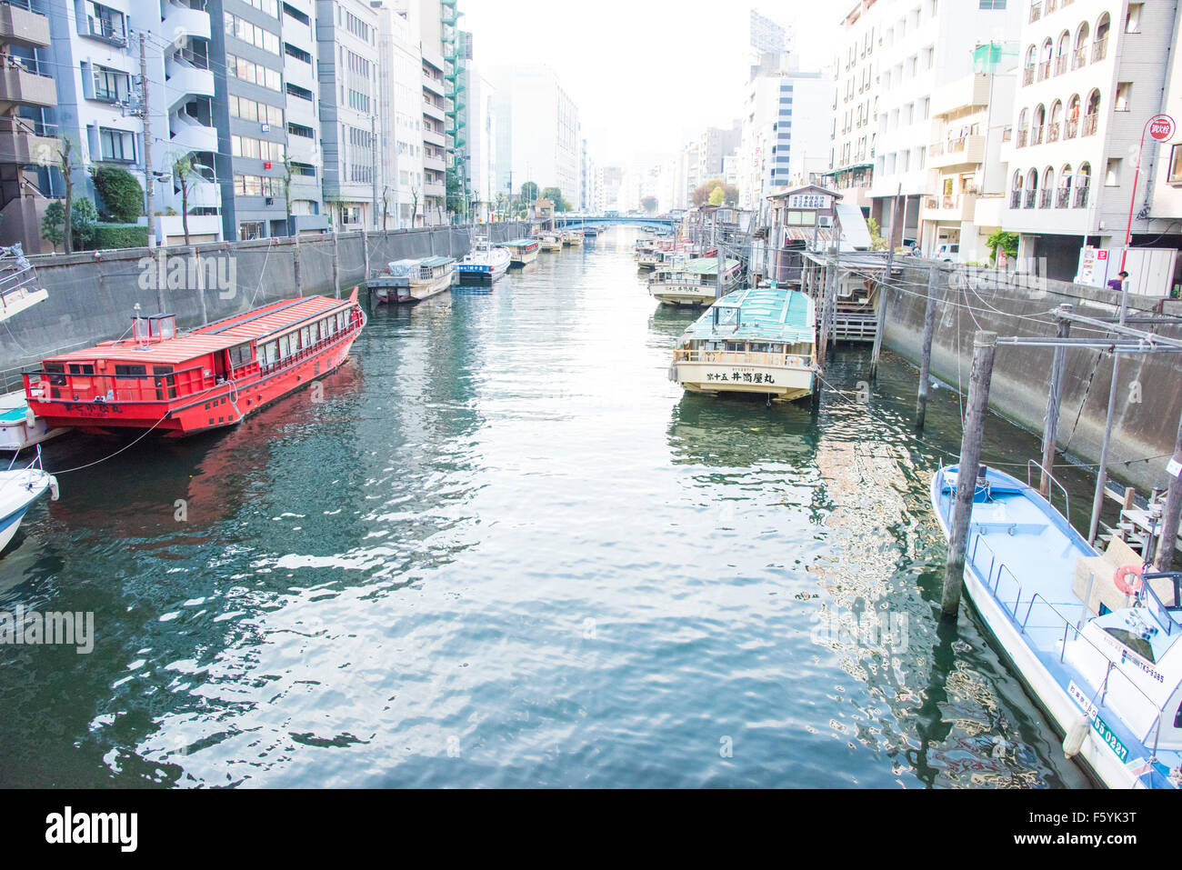 Kanda river boat hi-res stock photography and images - Alamy