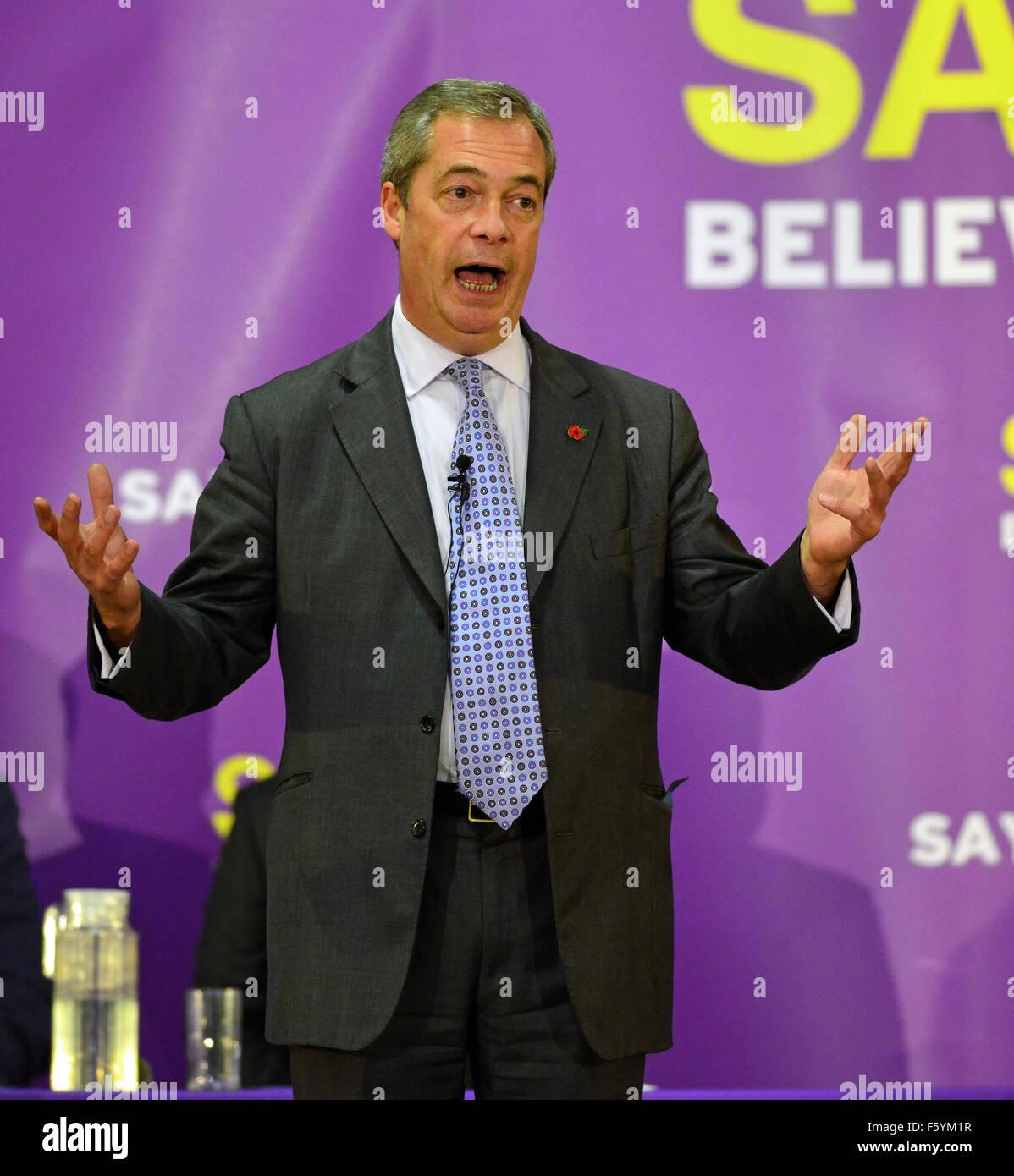 Nigel farage mep hi-res stock photography and images - Alamy