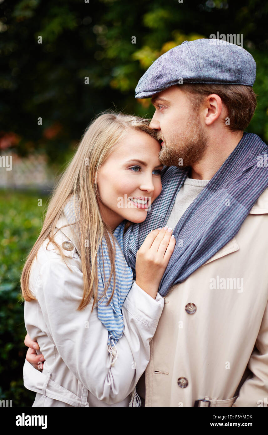 Embraced young couple hi-res stock photography and images - Alamy