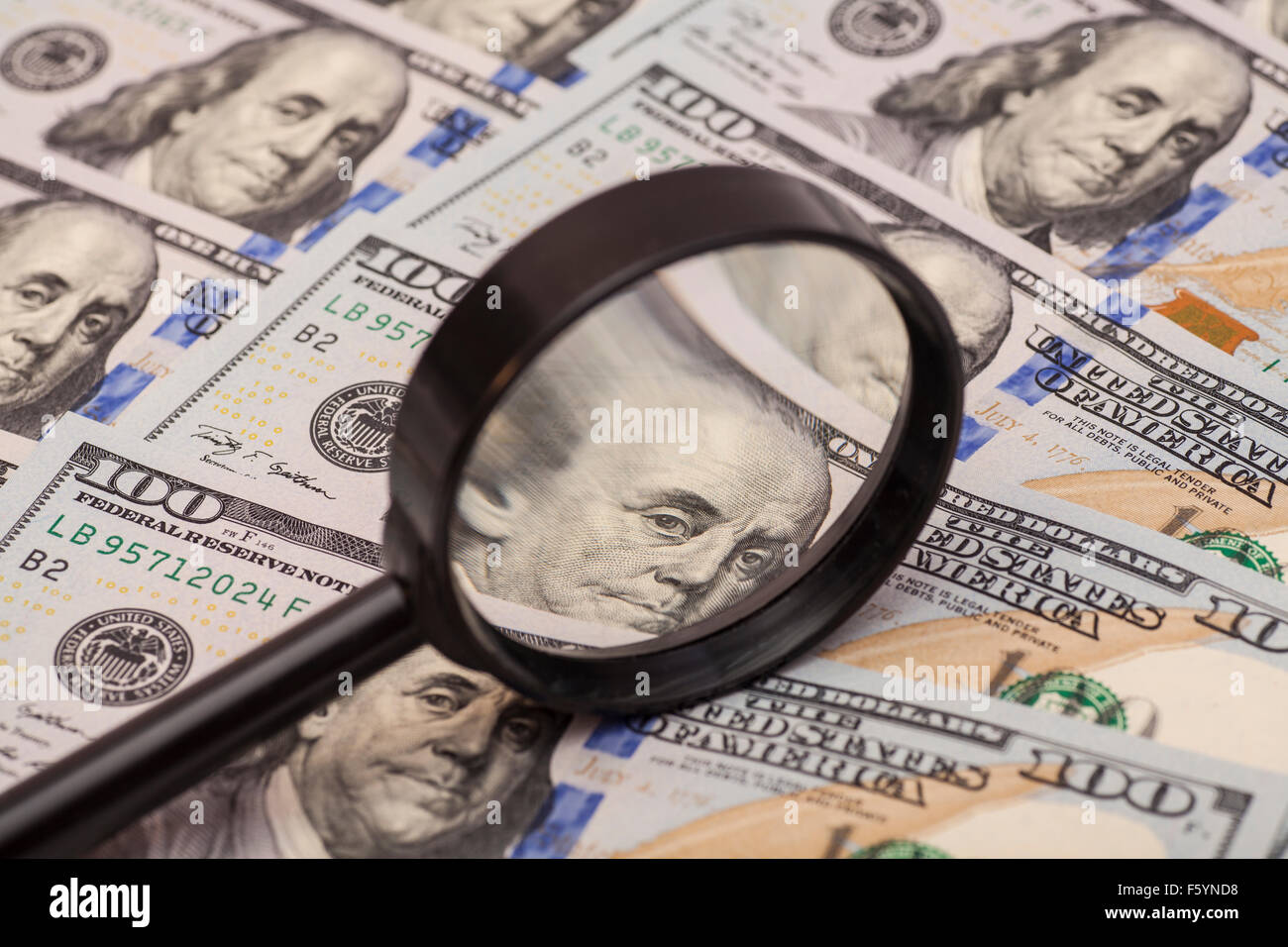 Banknote inspection hi-res stock photography and images - Alamy