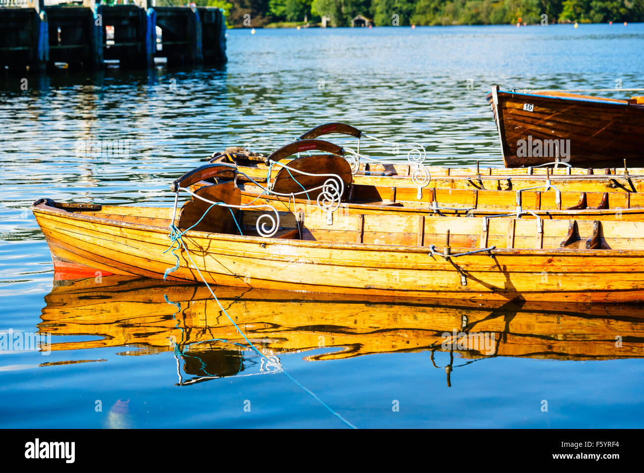 Bowness and jetty hi-res stock photography and images - Alamy