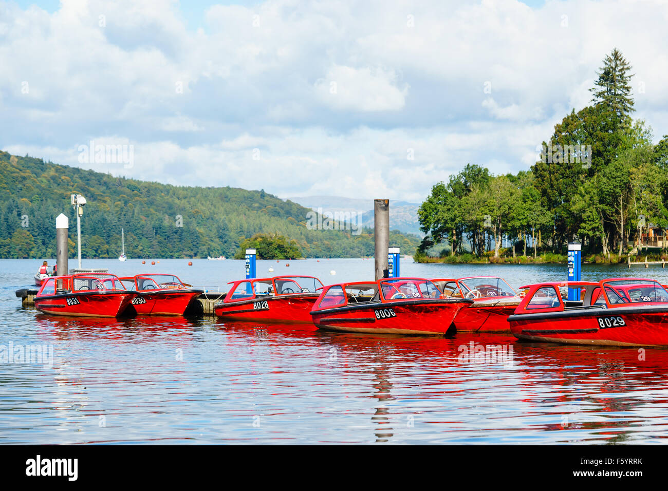 Bowness bay pier hi-res stock photography and images - Alamy