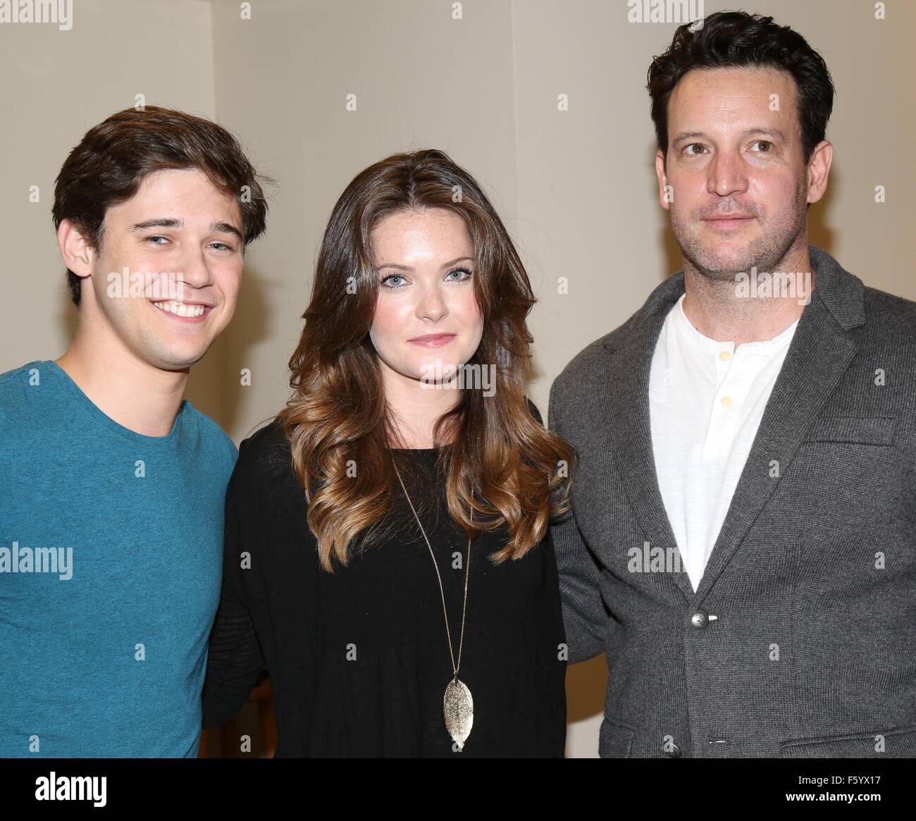 Meet and greet with the cast of Lost Girls at the MCC Theater rehearsal ...
