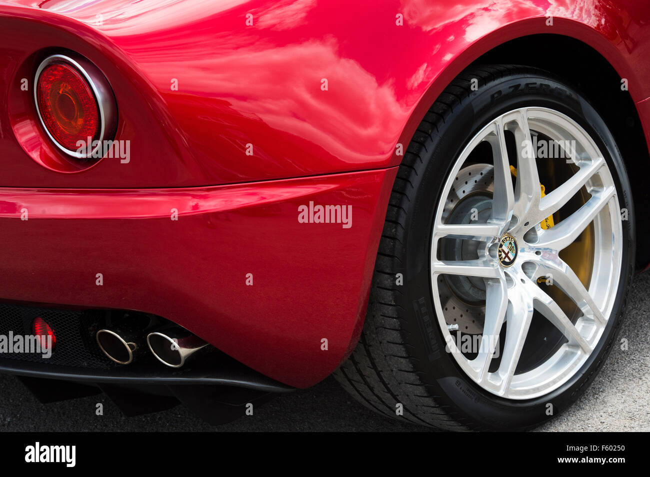 Competizone hi-res stock photography and images - Alamy