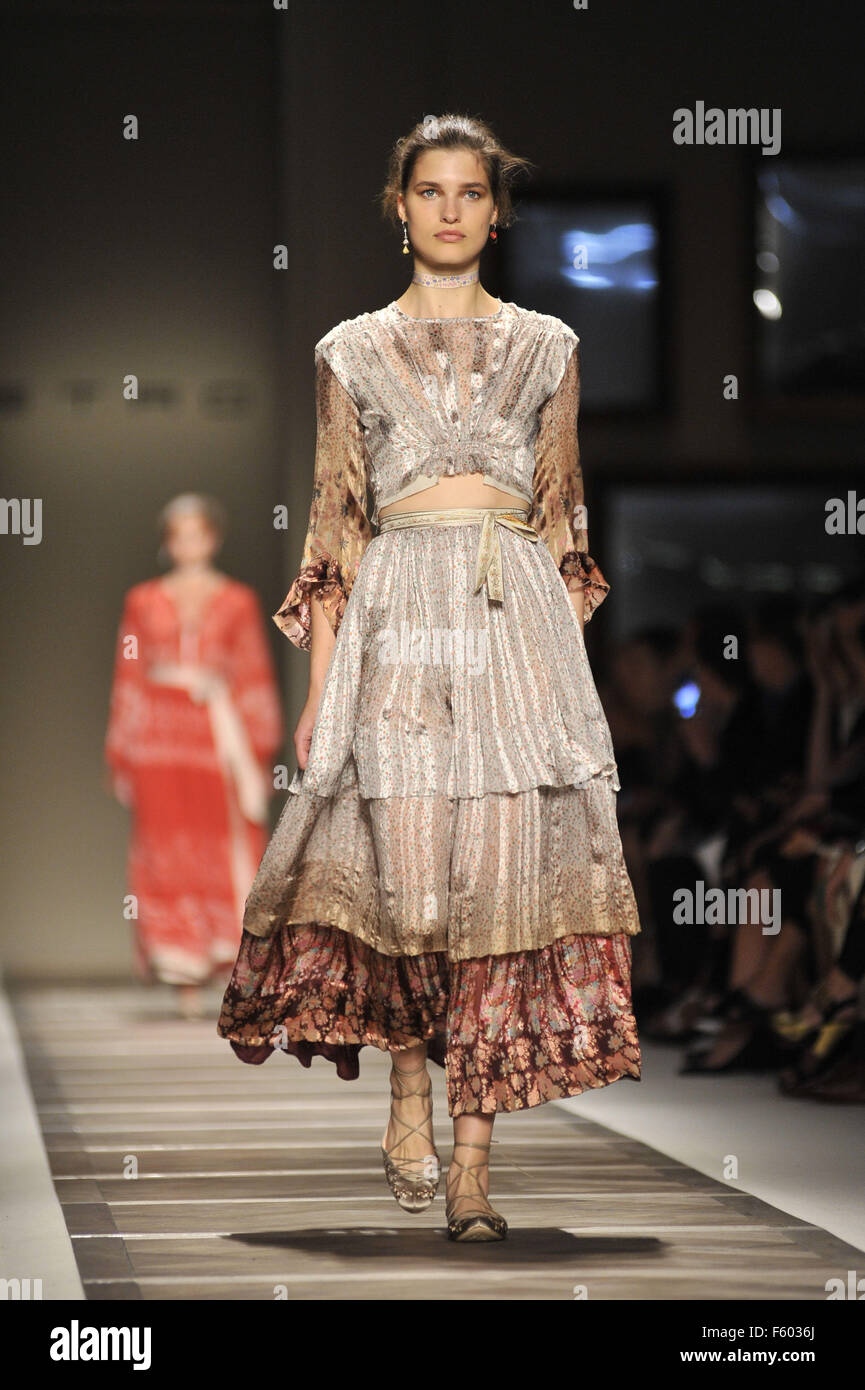 Milan Fashion Week Spring/Summer 2016 - ETRO - Catwalk Featuring: Model ...