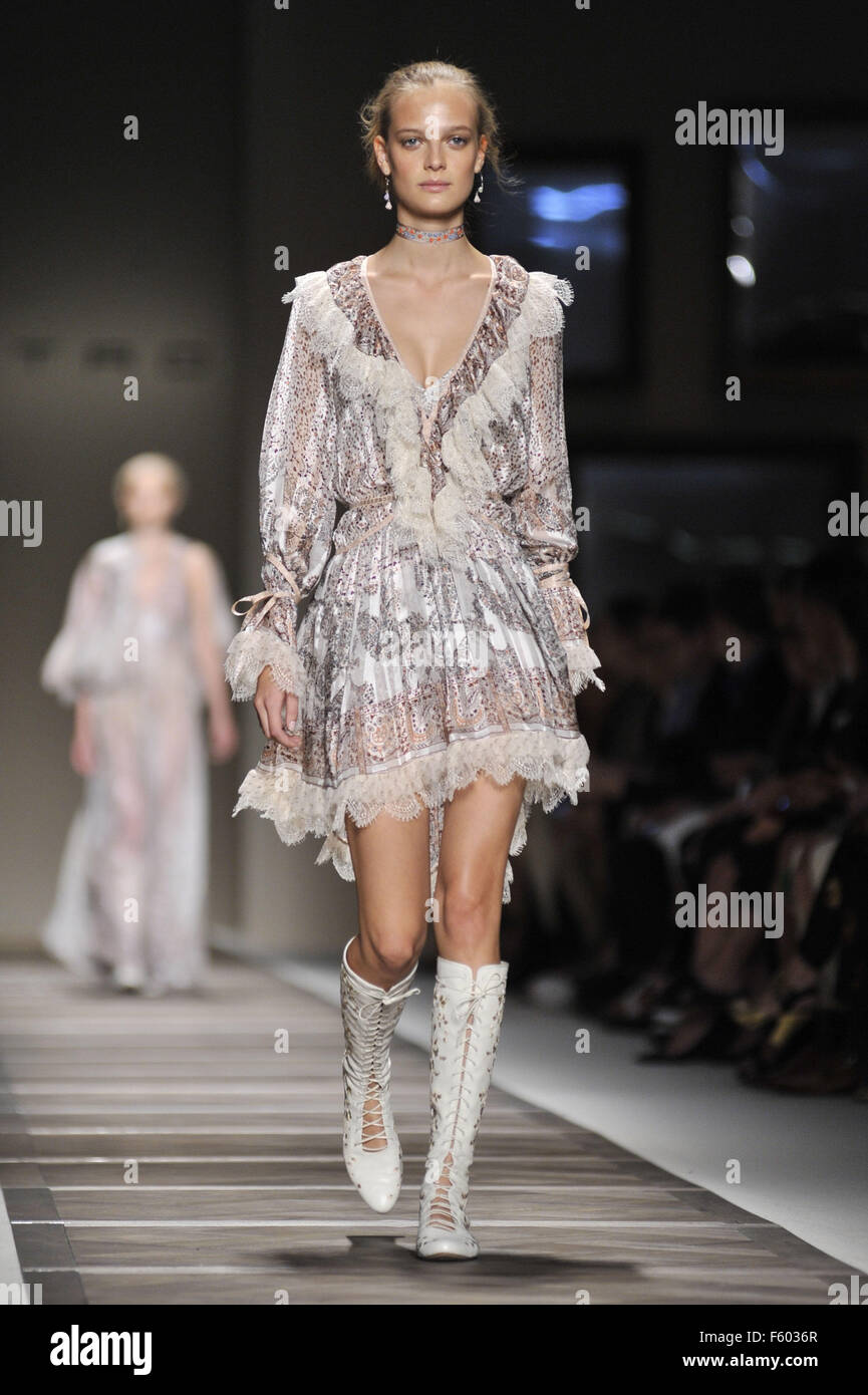 Milan Fashion Week Spring/Summer 2016 - ETRO - Catwalk Featuring: Model ...