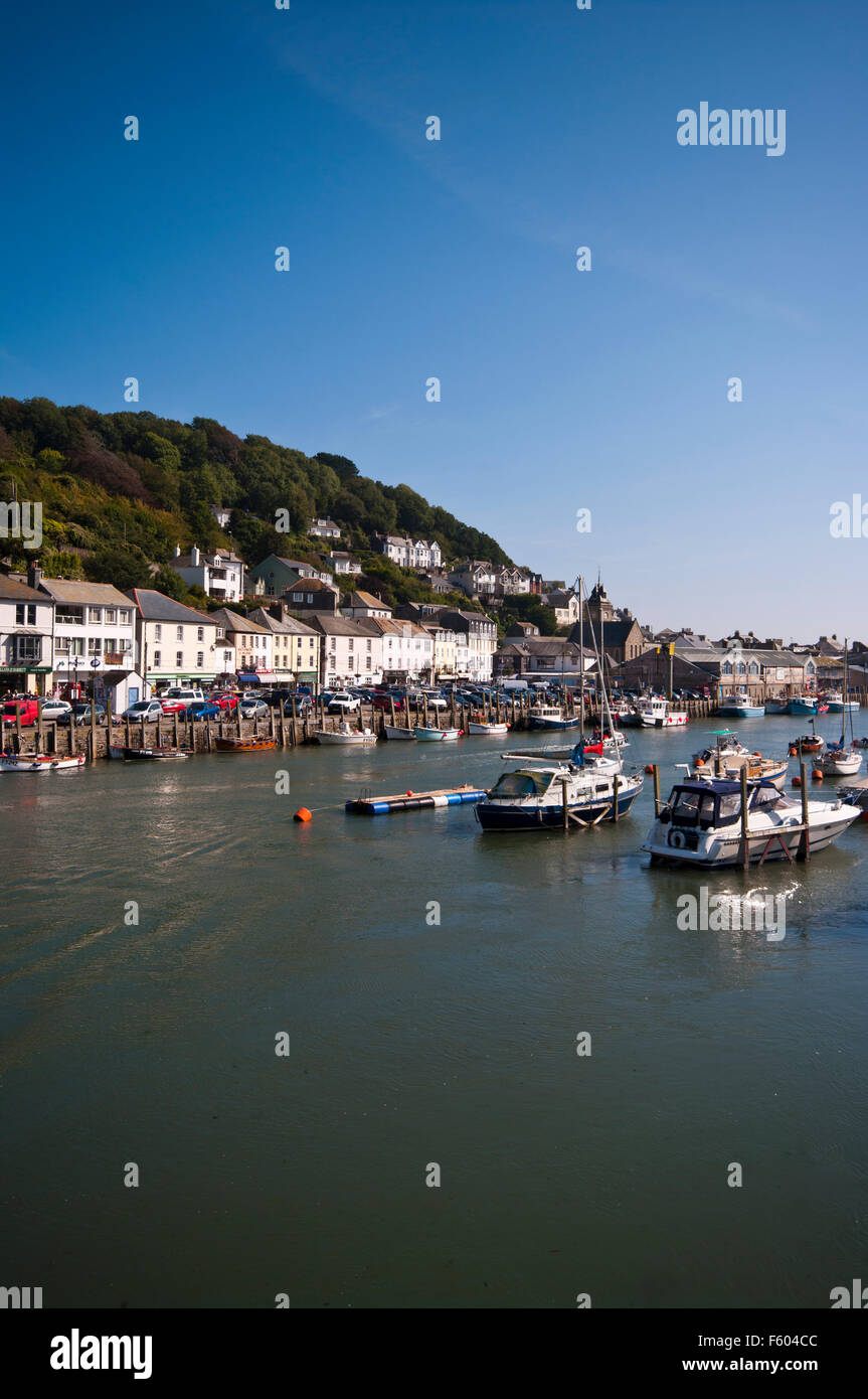 Cornish coastal towns hi-res stock photography and images - Alamy