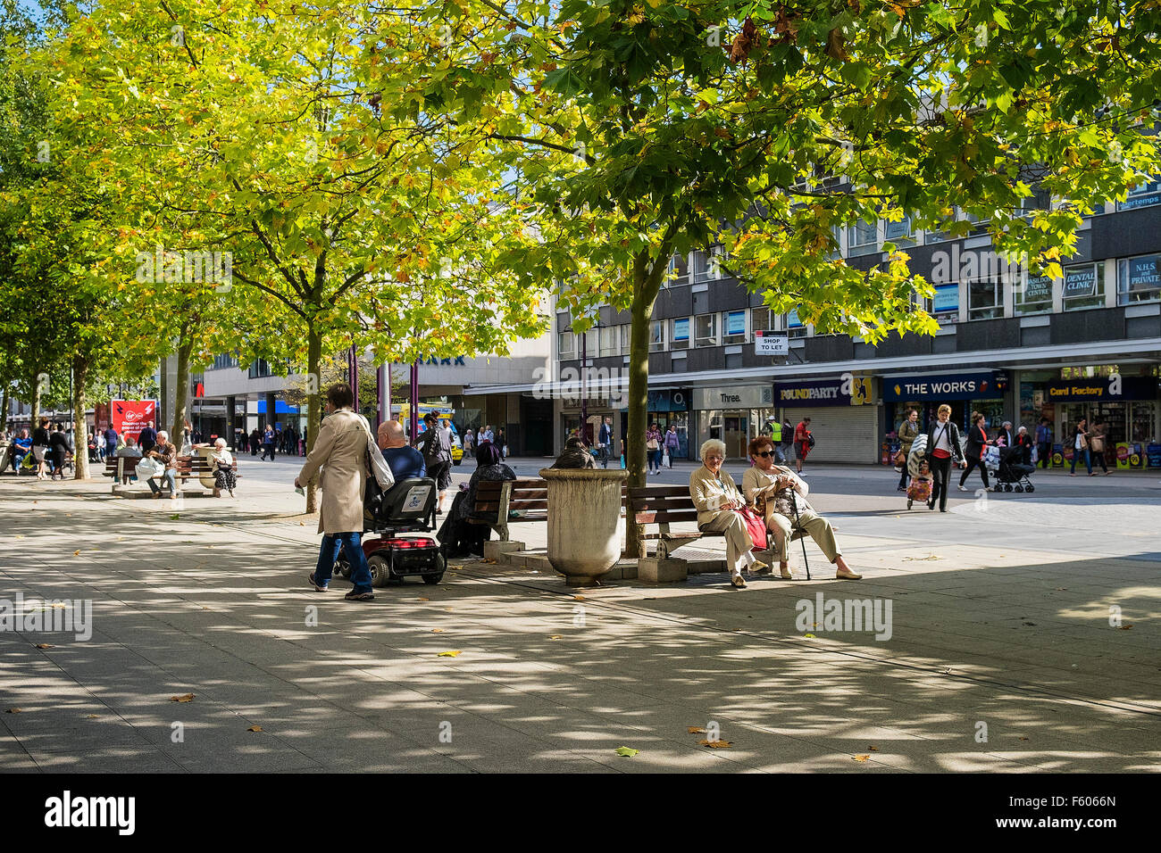 Basildon town centre hi-res stock photography and images - Alamy