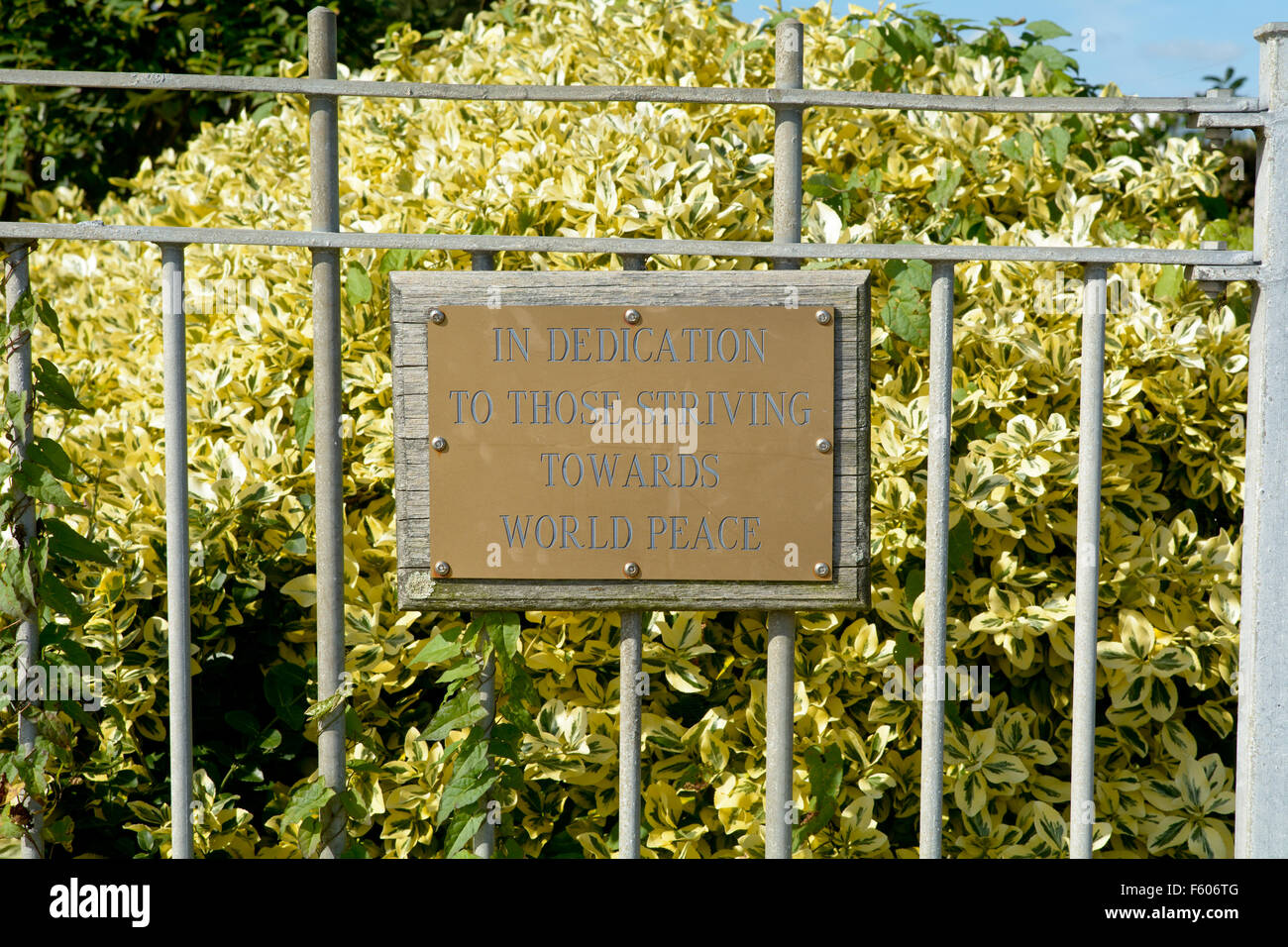 Plymouth hoe peace sign hi-res stock photography and images - Alamy