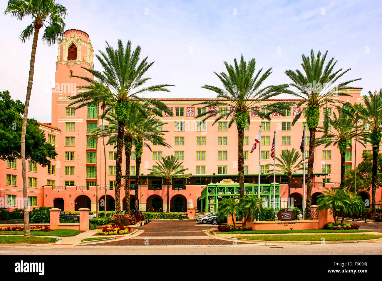 The Renaissance Vinoy Resort & Golf Club in St. Petersburg in Florida ...