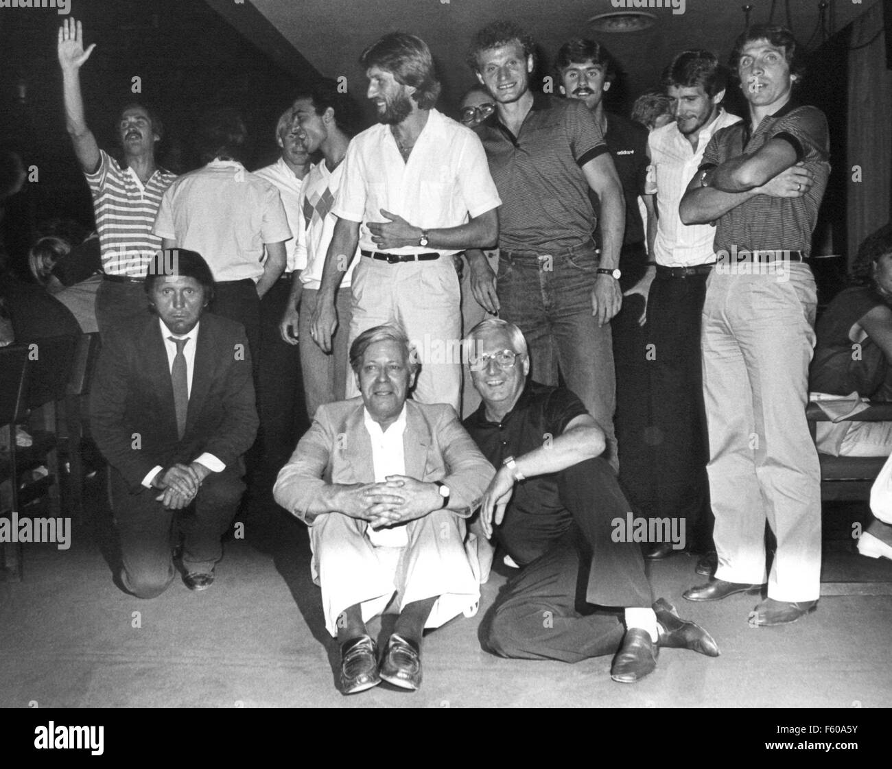 Soccer team players coach Black and White Stock Photos & Images - Alamy