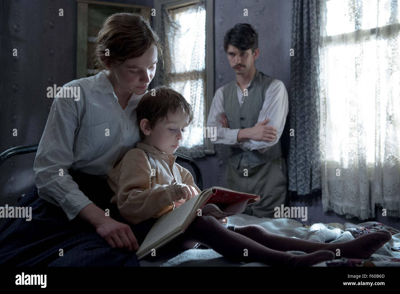 SUFFRAGETTE (2015) CAREY MULLIGAN ADAM MICHAEL DODD BEN WISHAW SARAH ...