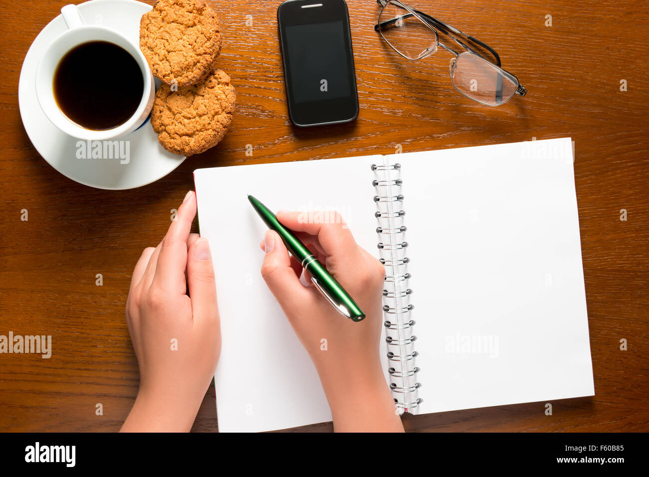 Open notes pen hi-res stock photography and images - Alamy