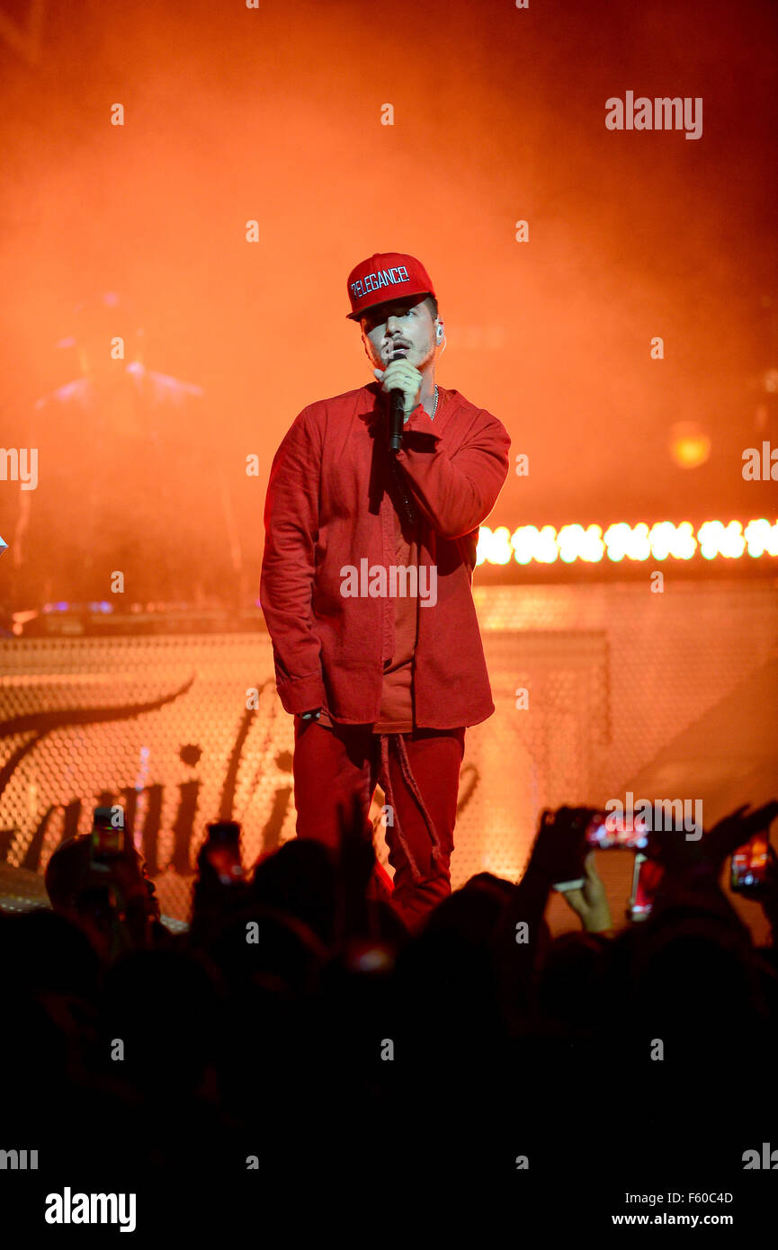 Familia james hi-res stock photography and images - Alamy