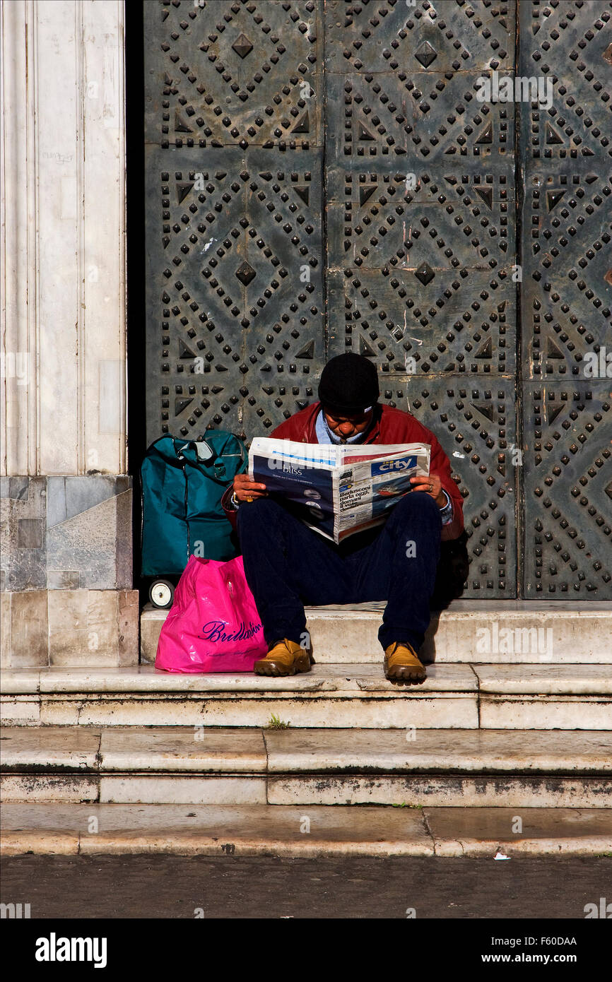 Homeless man naples italy hi-res stock photography and images - Alamy