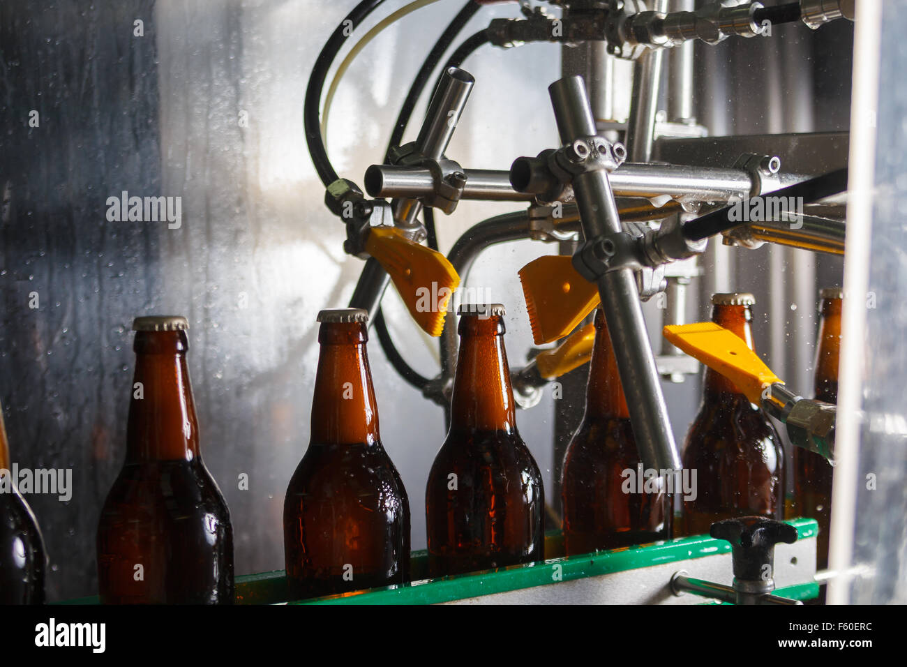 Empty bottles beer liquor hi-res stock photography and images - Alamy