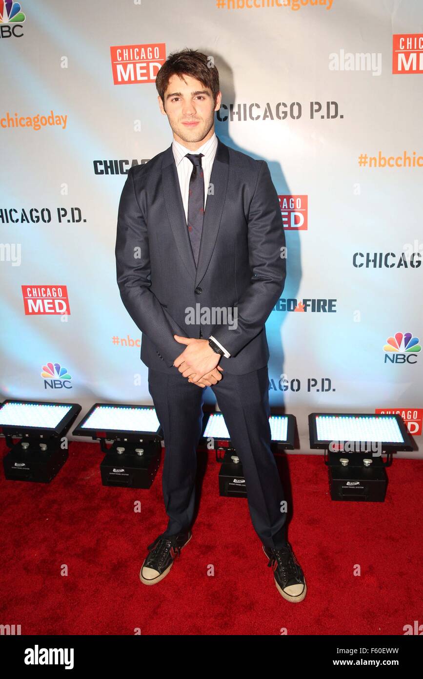 Chicago, IL, USA. 10th Nov, 2015. Steven R. McQueen ''Chicago Fire ...