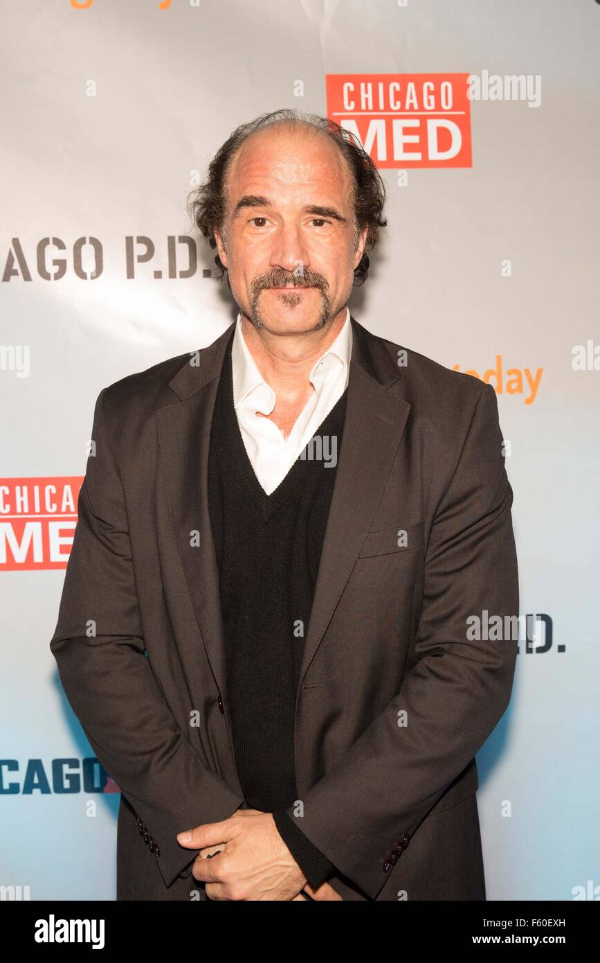 Chicago, IL, USA. 10th Nov, 2015. Elias Koteas ''Chicago P.D. Credit ...