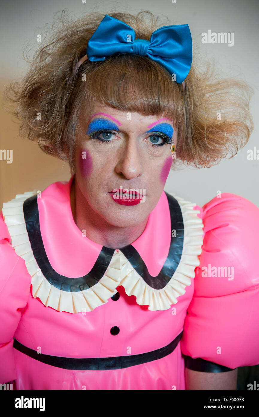 Grayson Perry 5x15 brings together five outstanding individuals to tell ...