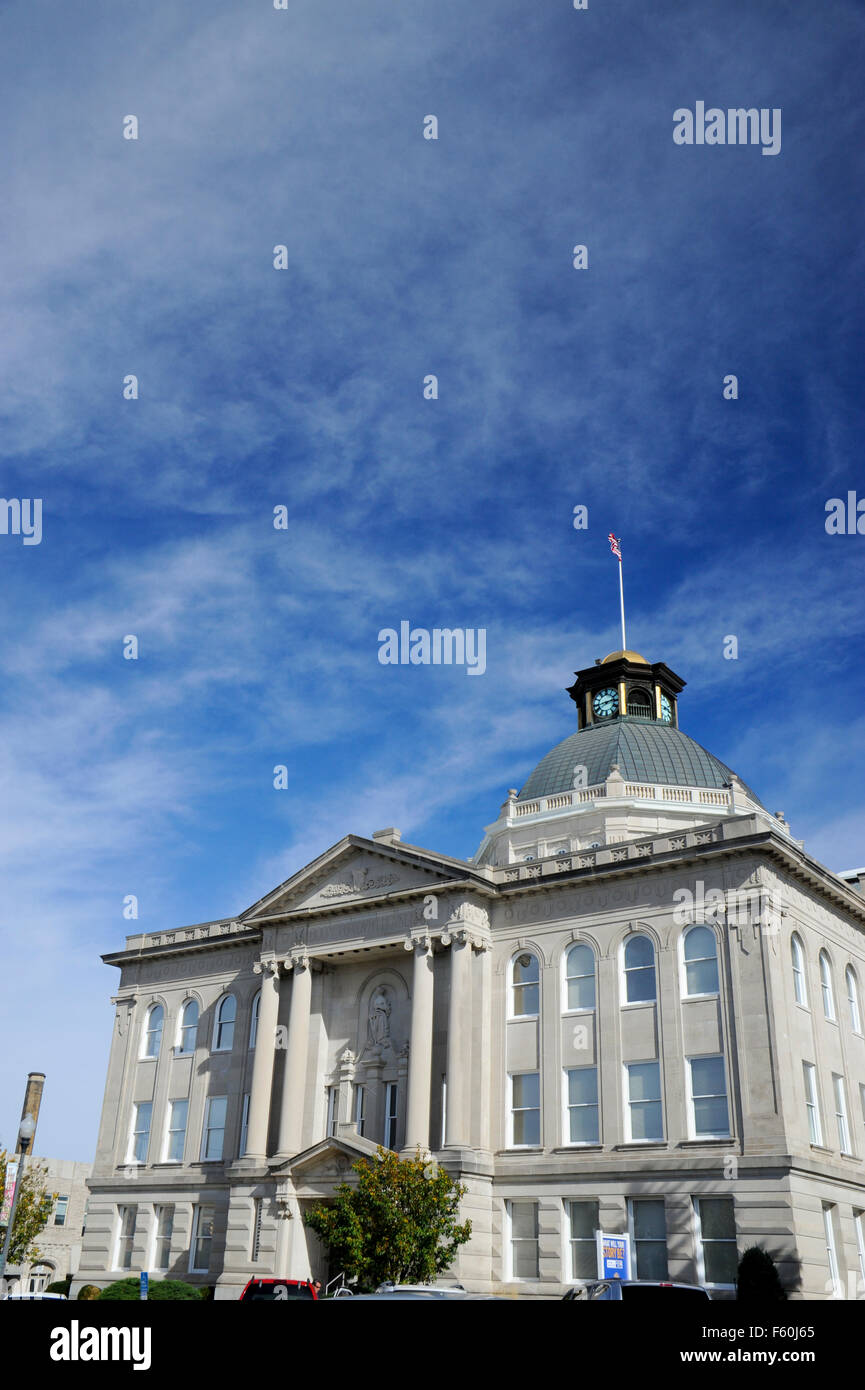 Boone County Courthouse, Lebanon, Indiana. Finished in 1912 Stock Photo ...