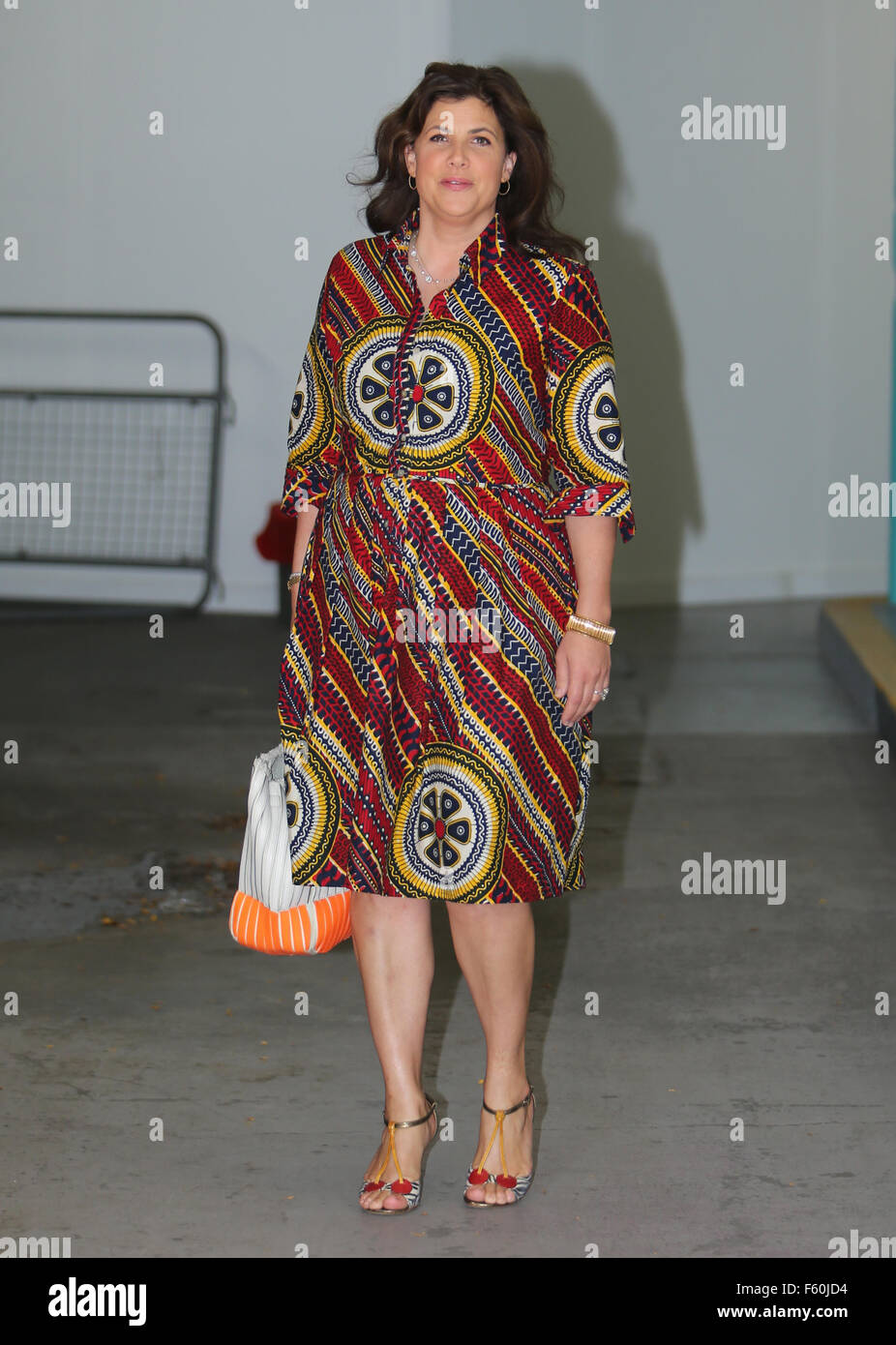 Kirstie allsopp sister sofie outside hi-res stock photography and ...