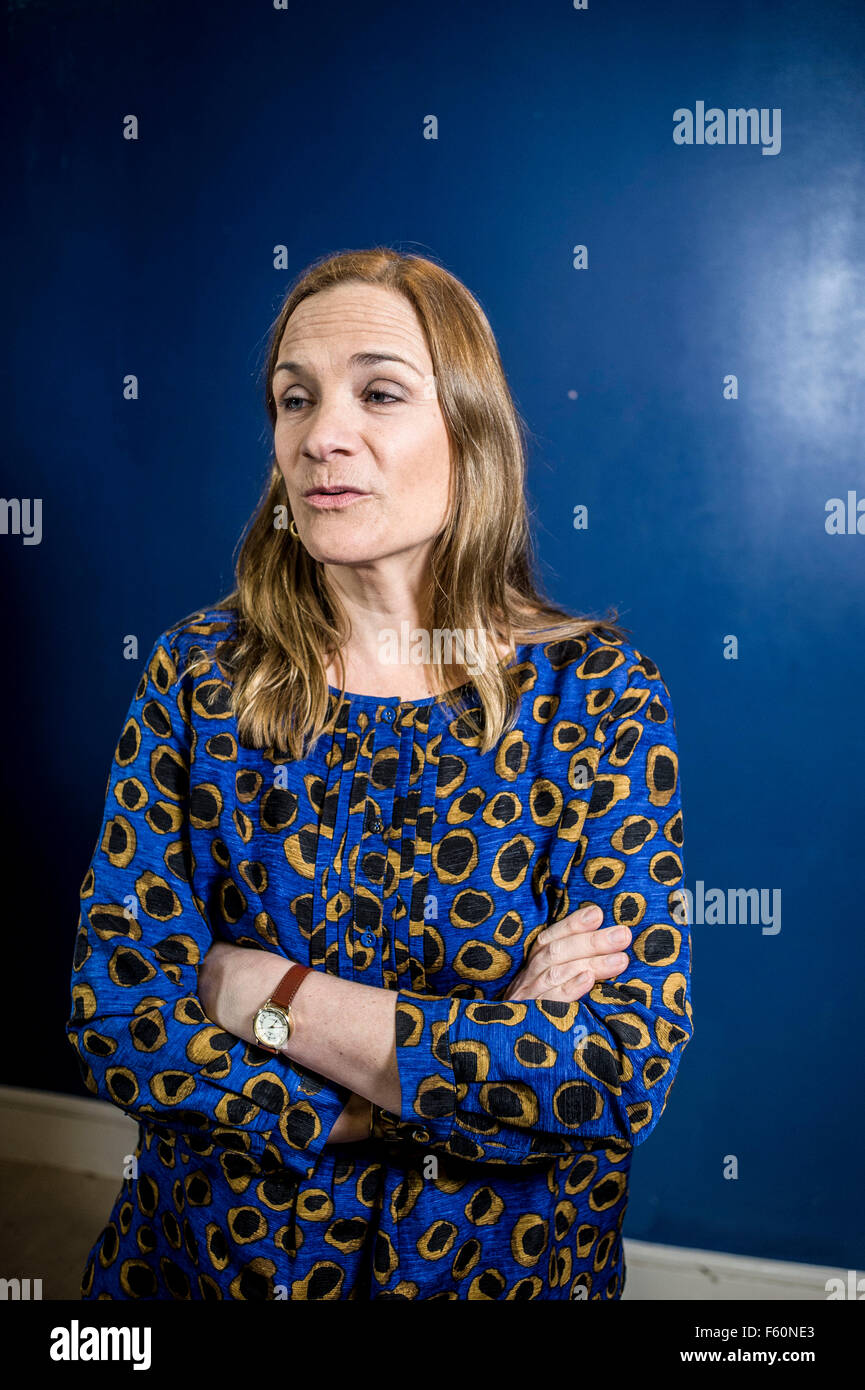 Tracey Chevalier best selling author born in 1962 and grew up in ...