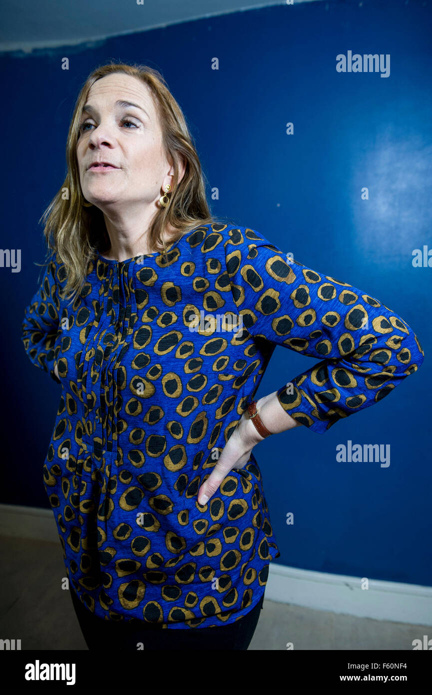 Tracey Chevalier best selling author born in 1962 and grew up in ...