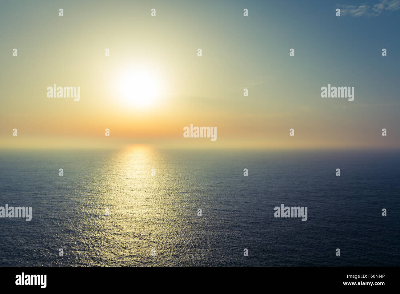 Horizon between the sea and sky, sunset, Portugal Stock Photo - Alamy