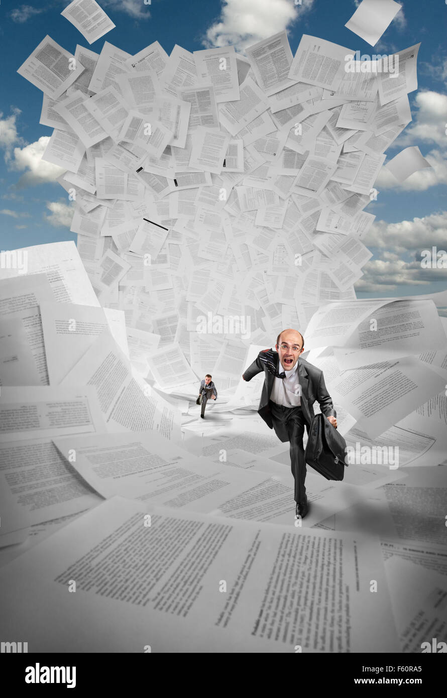 Running away scared hi-res stock photography and images - Alamy