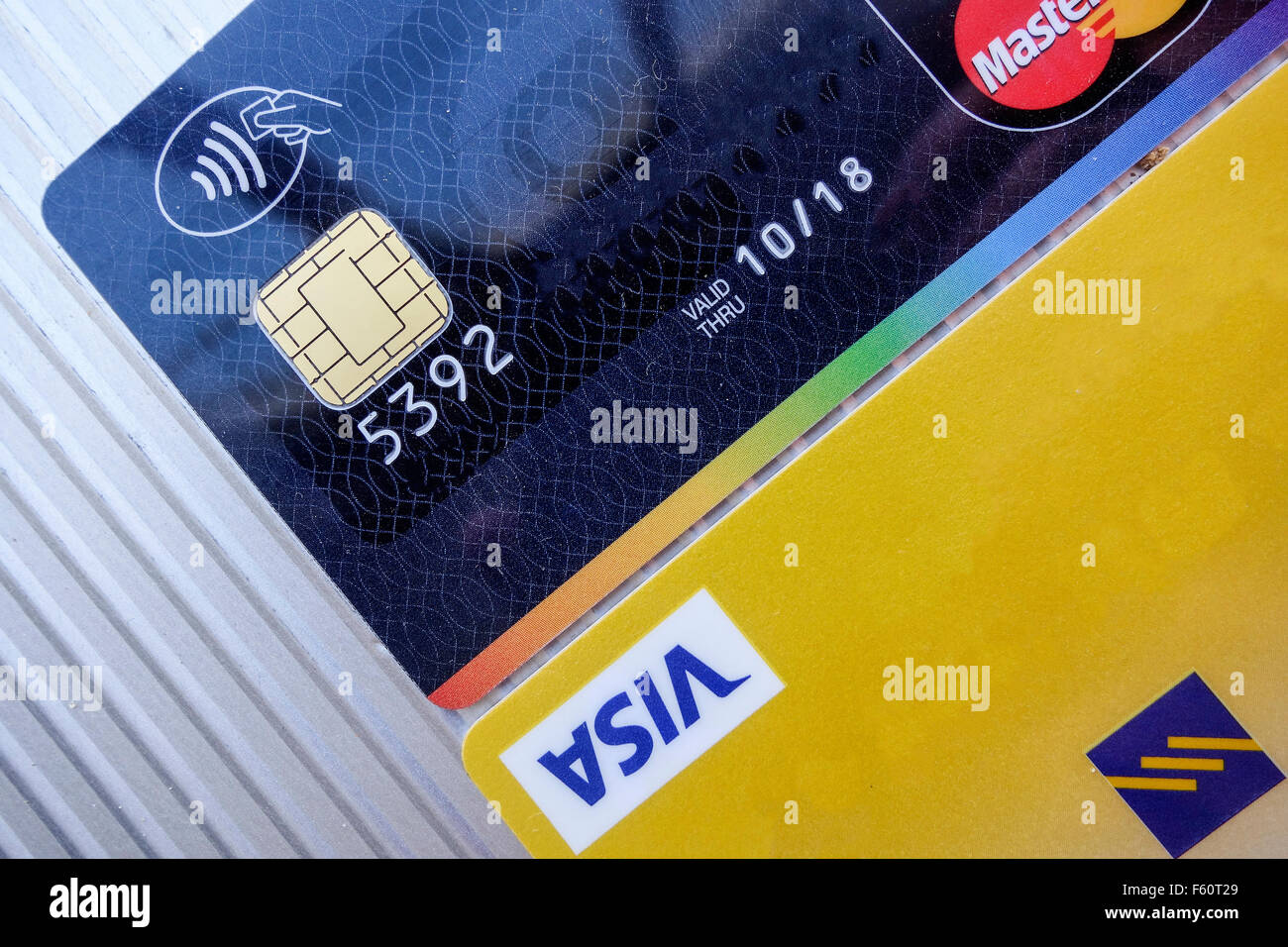 Contactless debit cards hi-res stock photography and images - Alamy