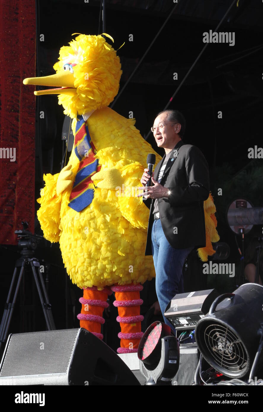 The 2015 Global Citizen Festival in Central Park Featuring: Big Bird ...