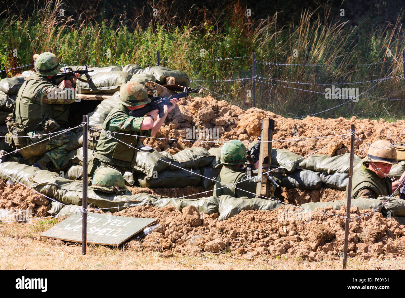 Us soldiers vietnam war fire hi-res stock photography and images - Alamy