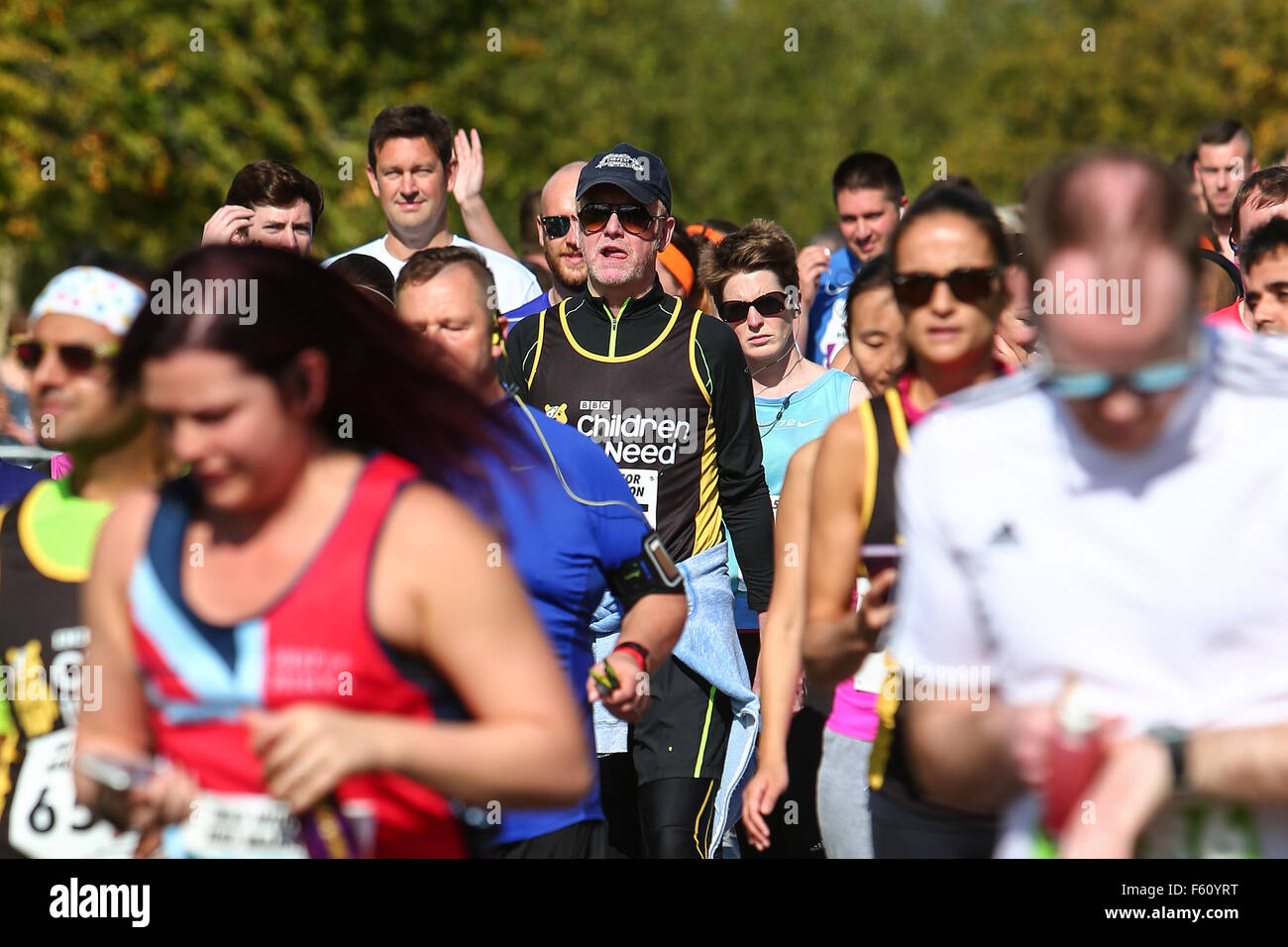 Chris Evans competes in the Windsor half marathon for Children in Need ...