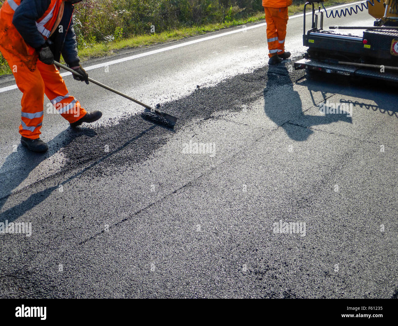 Asphalt milling machinery hi-res stock photography and images - Alamy