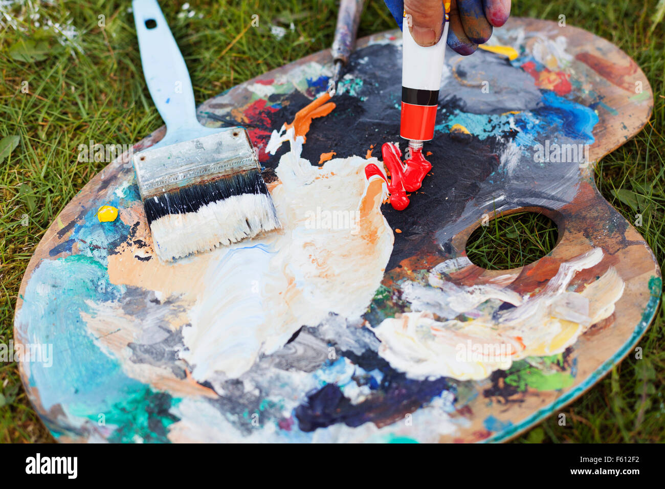 Paint hand image hi-res stock photography and images - Alamy