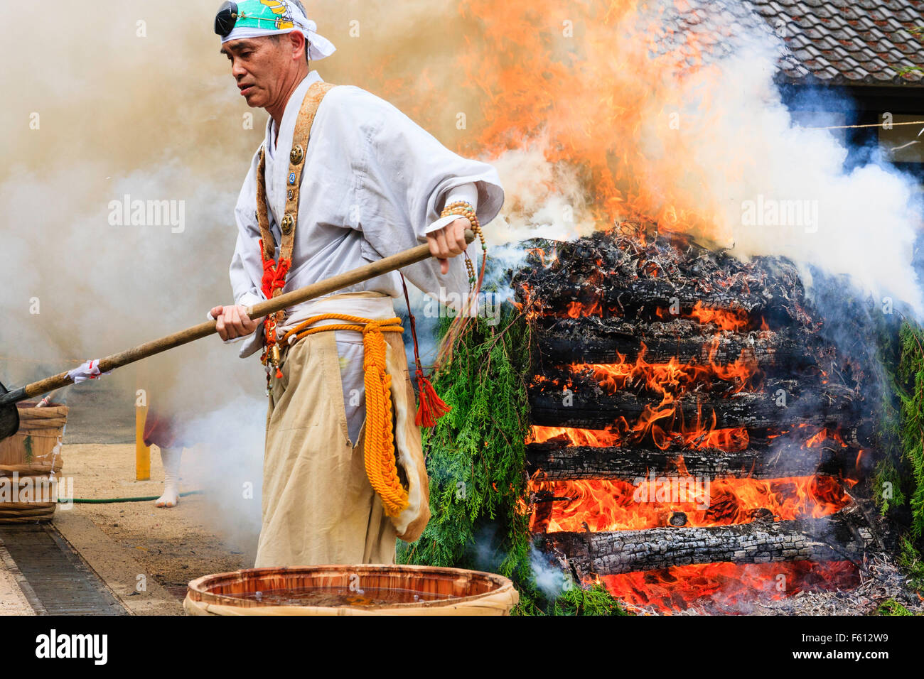 Yamabushi japan hi-res stock photography and images - Alamy
