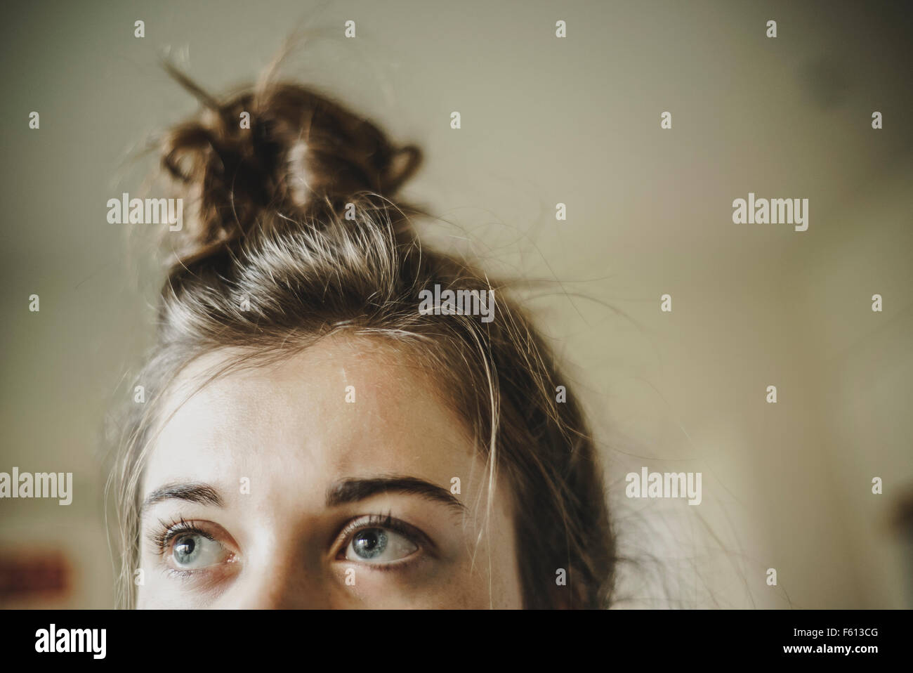 Head bun hi-res stock photography and images - Alamy