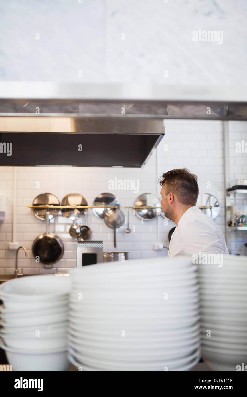 Stack Plates High Resolution Stock Photography and Images - Alamy
