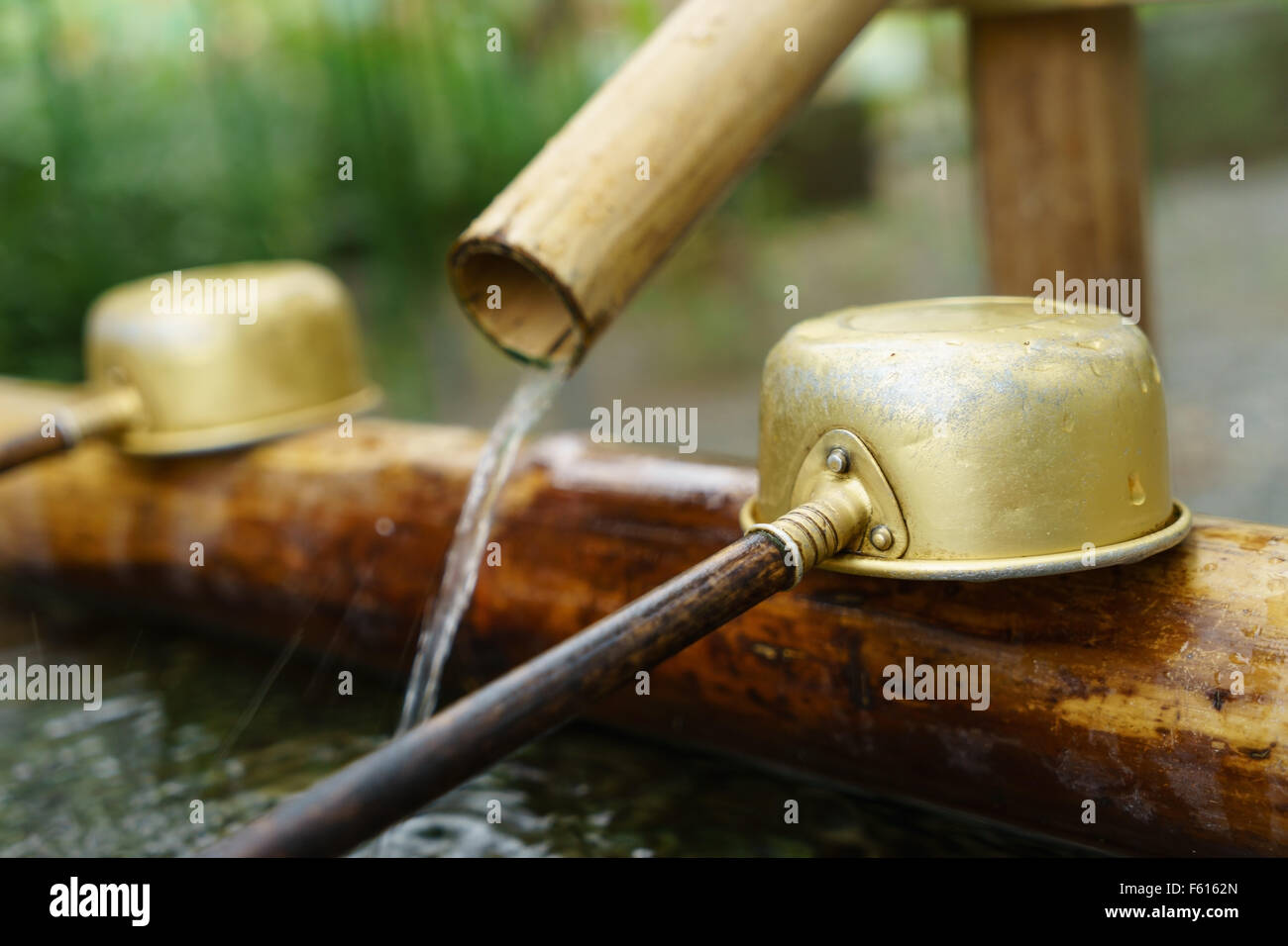 Bamboo ladle japan hi-res stock photography and images - Alamy