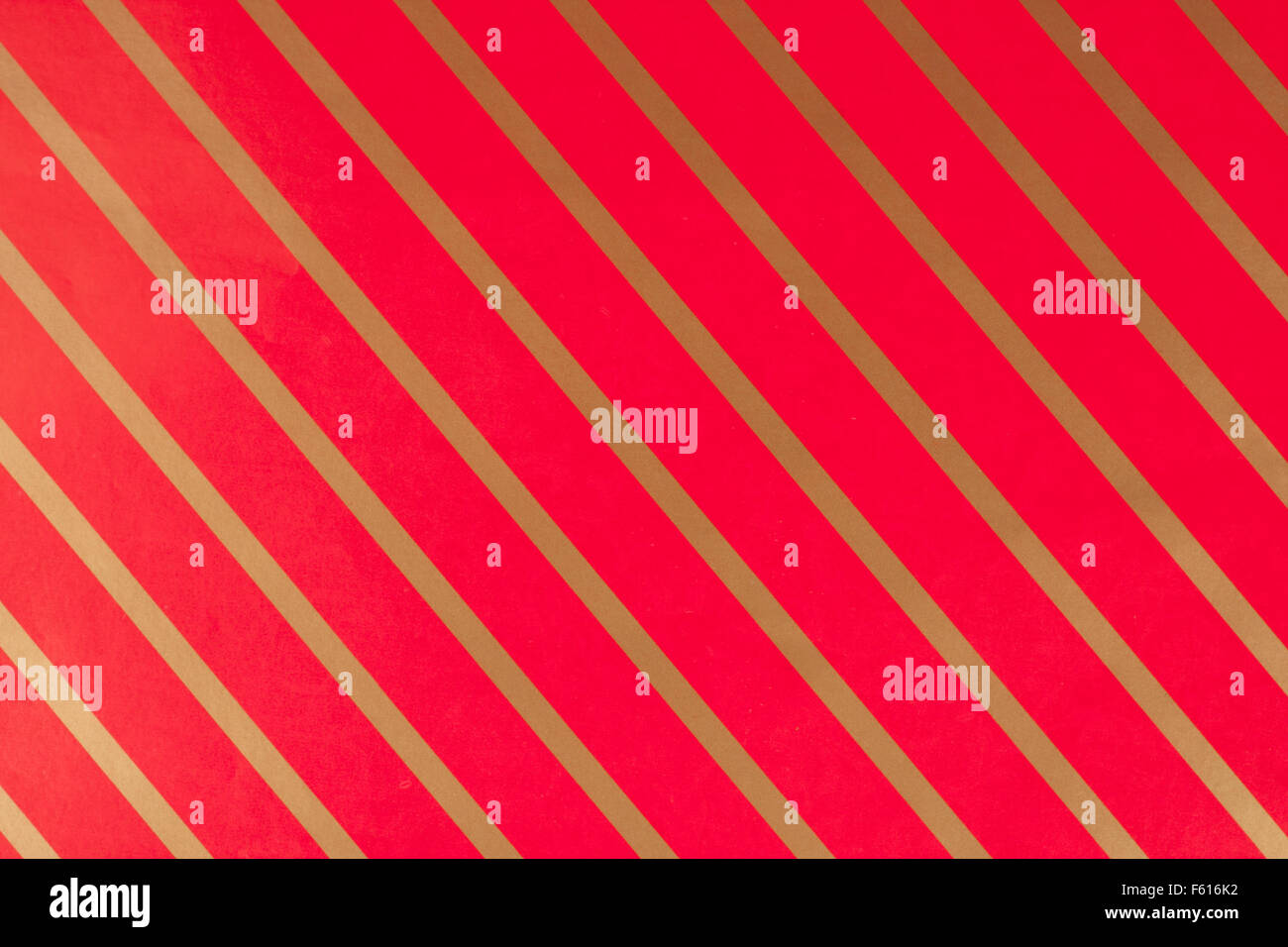 Gift wrapping paper texture hi-res stock photography and images - Alamy