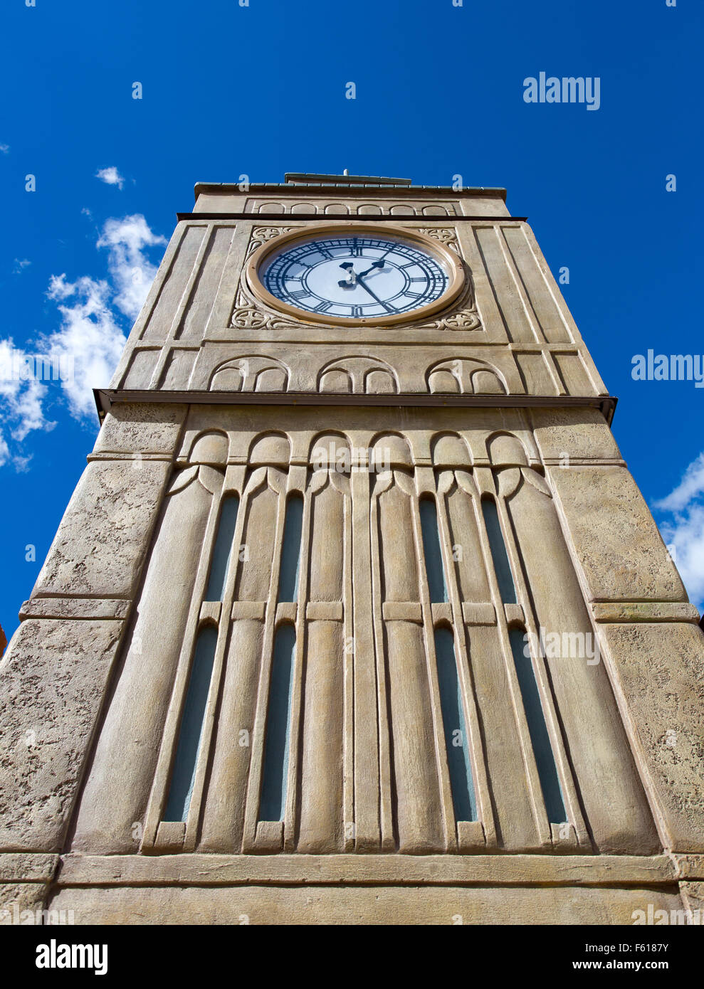 British tower hi-res stock photography and images - Alamy