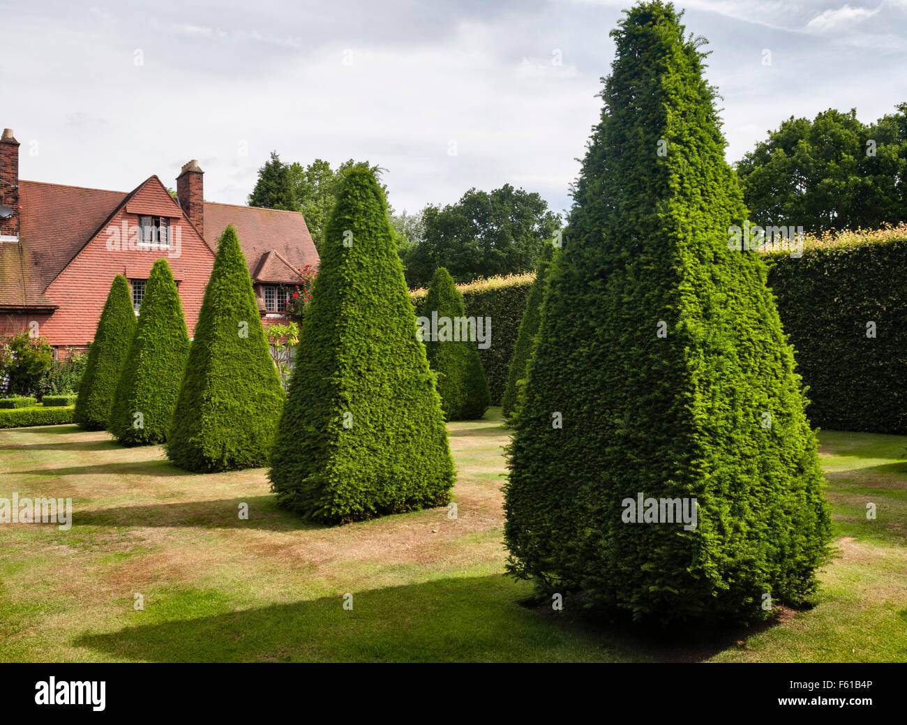 East Ruston Old Vicarage gardens, Norwich, Norfolk, UK. The King's Walk ...