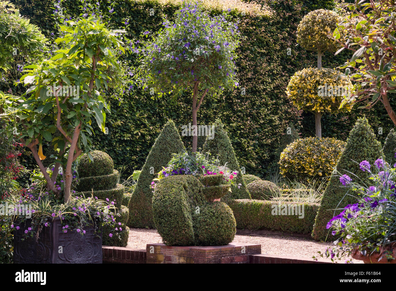 East Ruston Old Vicarage gardens, Norwich, Norfolk, UK. The Dutch ...