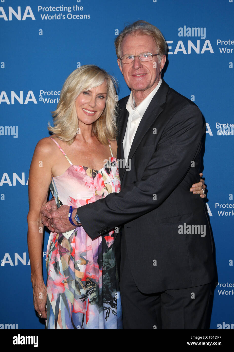 Concert for Our Oceans hosted by Seth MacFarlane benefitting Oceana ...