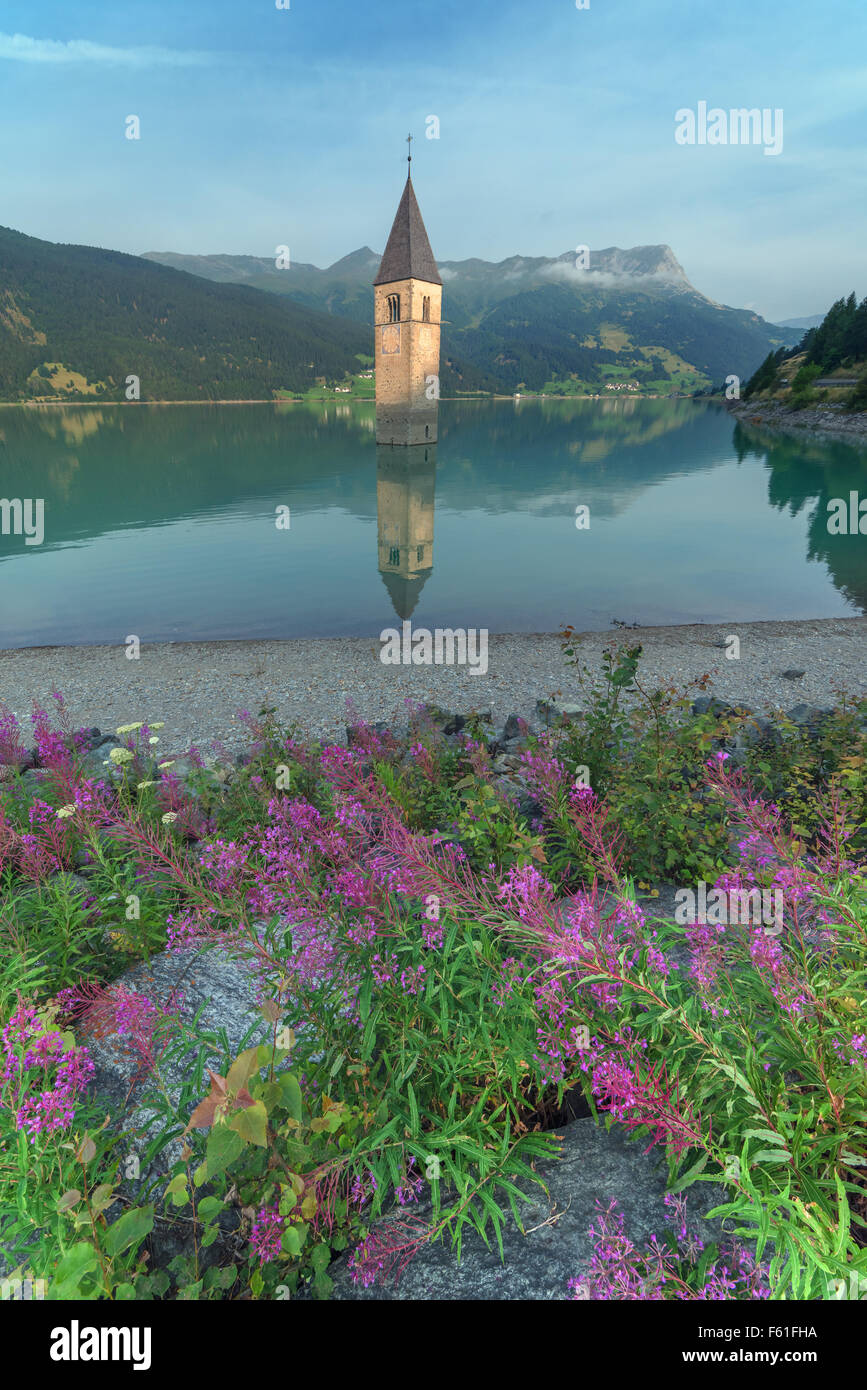 Lake reschen, italy hi-res stock photography and images - Alamy
