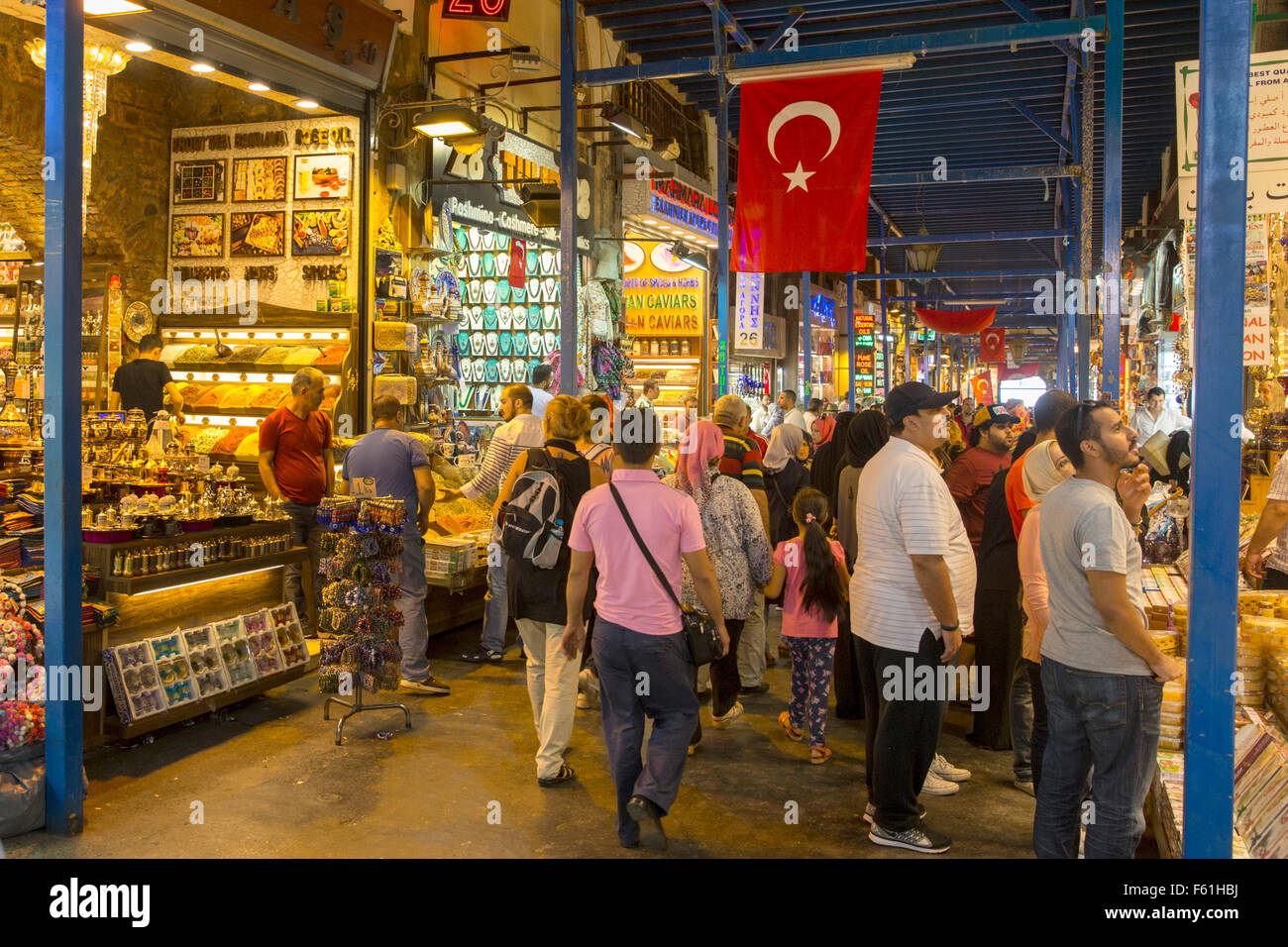 Egyptian market hi-res stock photography and images - Alamy